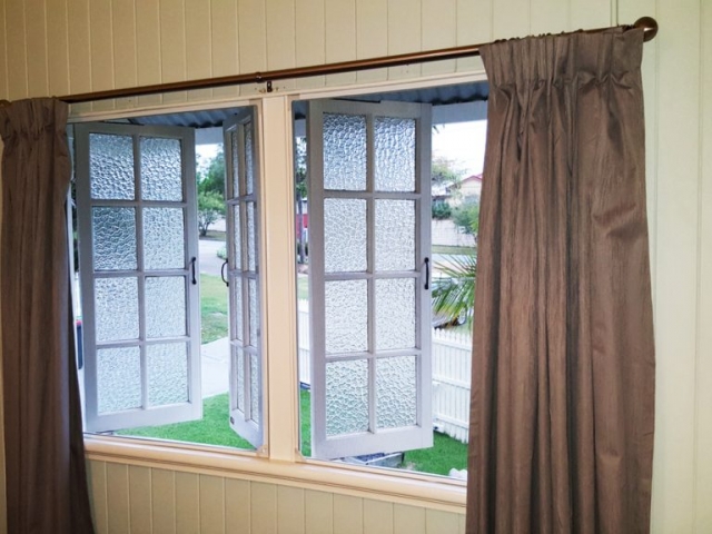 What are Magnetic Insect Screens? - Brisbane Magnetic Screens